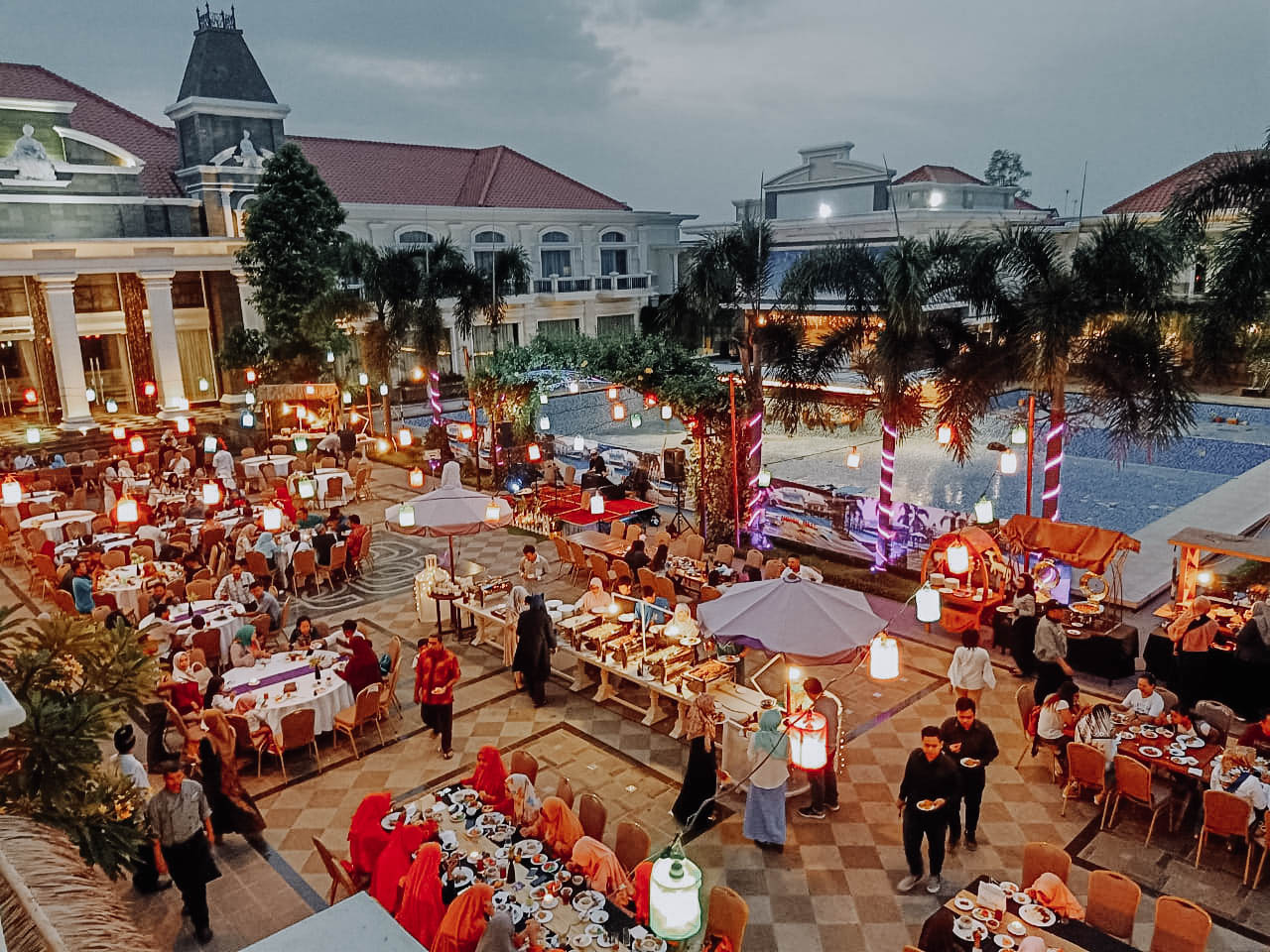 Adhiwangsa Hotel & Convention